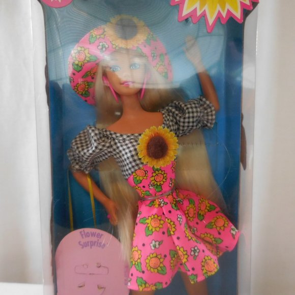 Barbie | Toys | Vintage Sunflower Barbie Sunflower Print Dress 994 ...